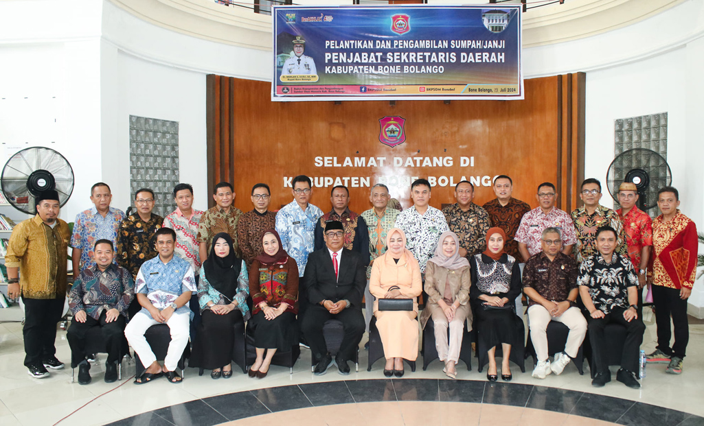 Resmi Dilantik Jadi Penjabat Sekda Bone Bolango, Aznan Nadjamudin Komitmen Penuhi Hak ASN ...